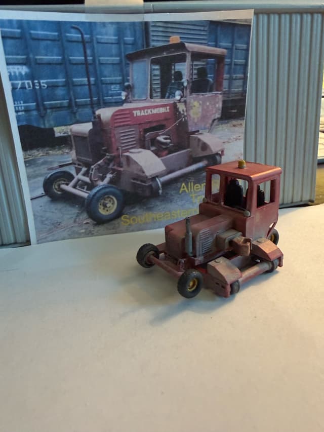 1970s Era Mobile Railcar Mover - Industrious Models